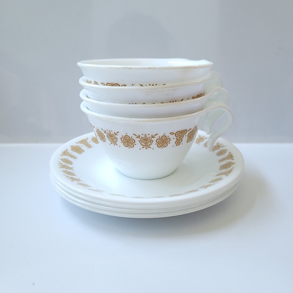 Corelle | Kitchen | Vintage Corelle Butterfly Gold Hook Handle Cup And ...